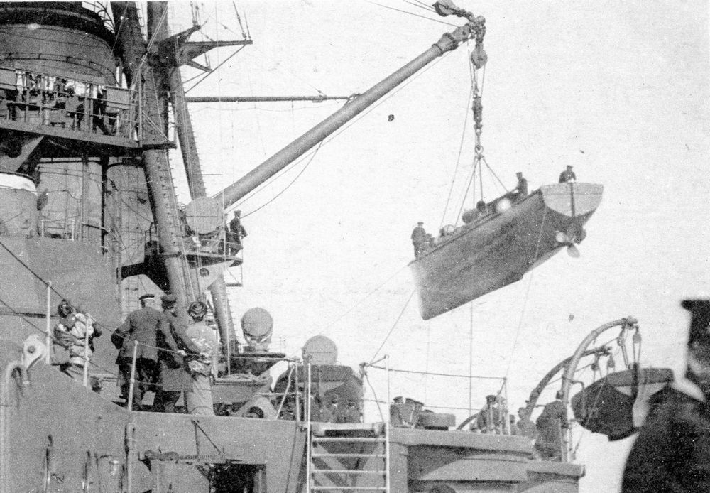 Steam Pinnacles, Pickets and Tenders