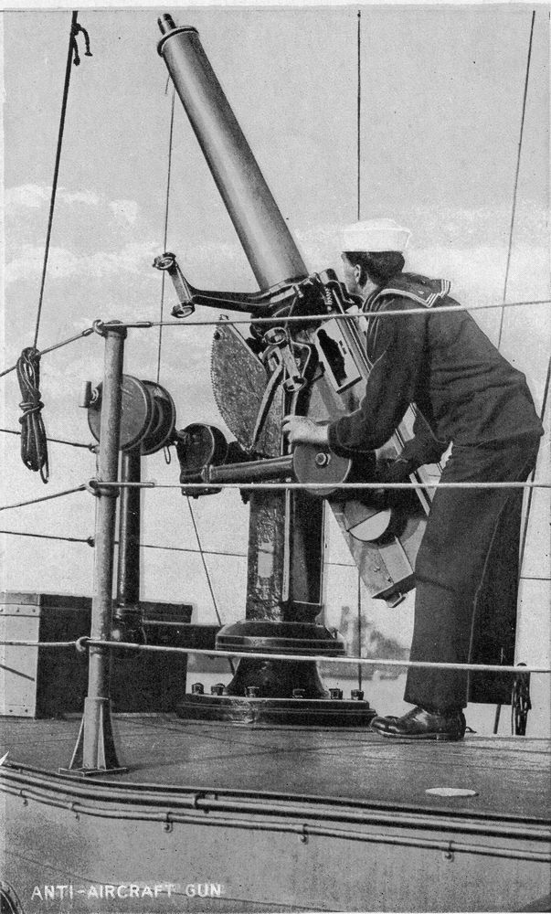 Naval Automatic guns: Vickers Maxim guns